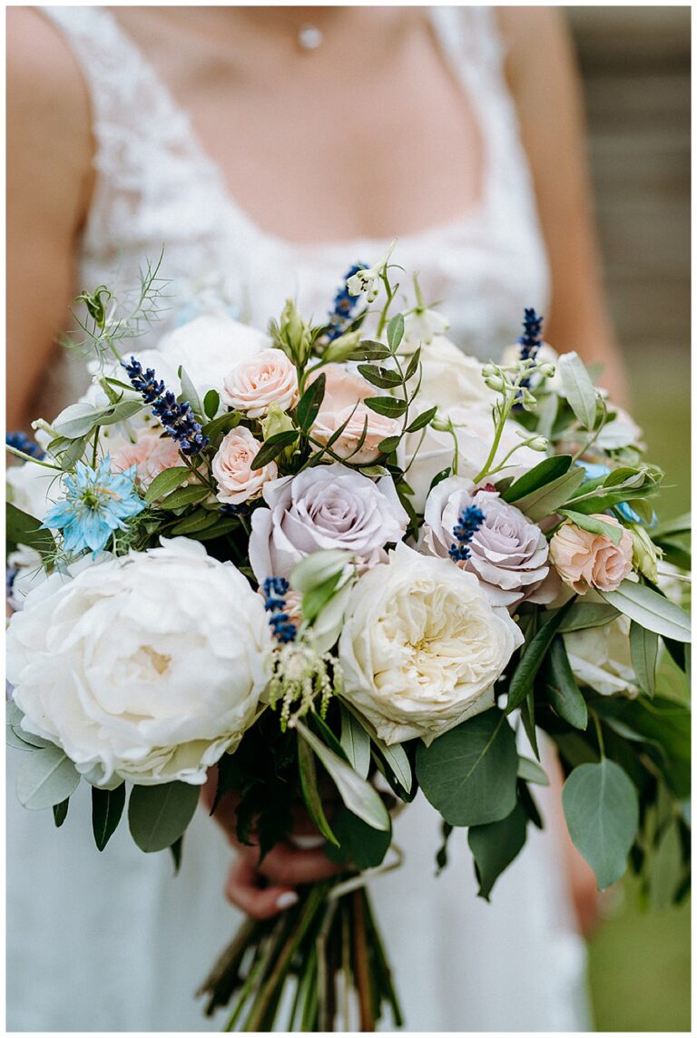 Perfect pastels wedding flowers - The Fine Flowers